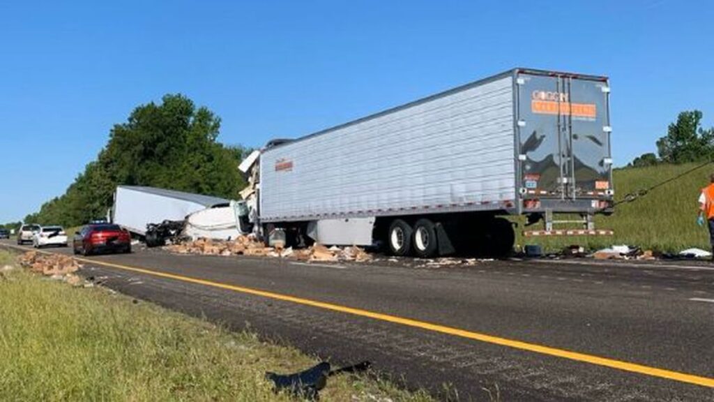 Cargo Truck Accident Attorneys - Truck Accident Attorneys